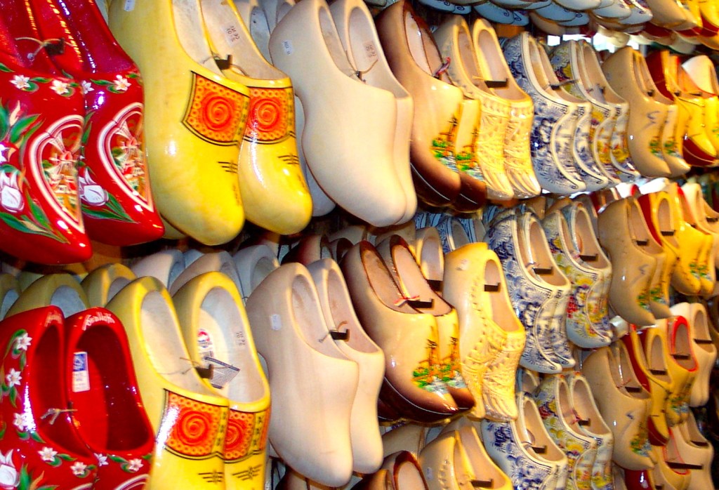 Make sturdy clogs to woo her? No diamond? – 100cobbledroads.com