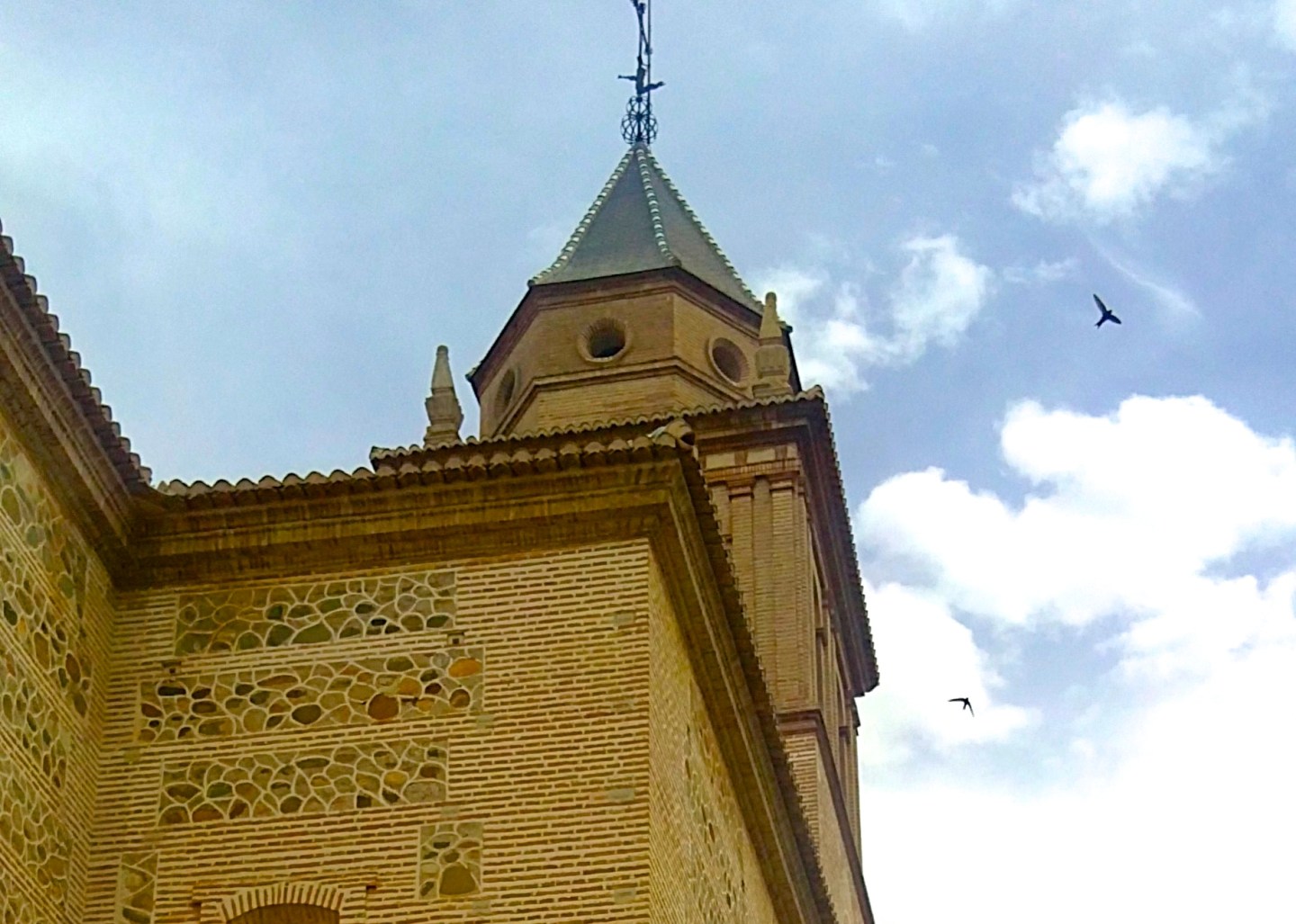 Why Granada is the best moorish palace to see – 100cobbledroads.com