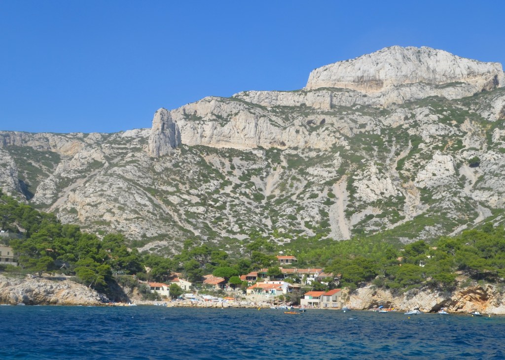Get drenched in the stunning beauty of the Calanques cliffs ...